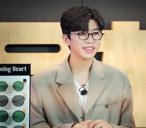 해피 영웅 데이 임영웅 생일 맞아 키싱하트 Sk스토아 론칭 이벤트 스타뉴스