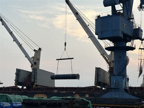 Bulk Cargo Loading For 3lpe Pipe And Fbe Pipe Fitting Candn Industrial