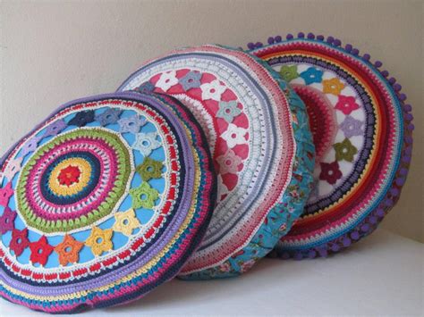 Round Crochet Pillow Cover With Flowers Pdf Pattern