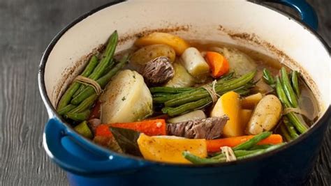 Bouilli Traditionnel Vegetable Recipes Beef Recipes Canadian Food