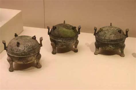 是鍋是鍋還是鍋 Bronze tripods unearthed 每日頭條