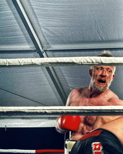 Galerie Režisér Viktor Tauš Ve Vášnivém Objetí Mladší Krásky Ženatý Byl S Jeníčkovou Randil S