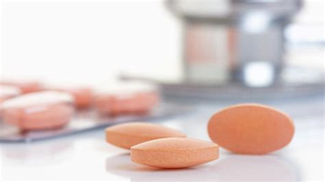 Daily Statin Reduces Heart Disease Risk Among Adults Living With Hiv