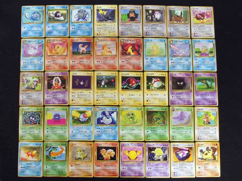 旧裏面 ポケモン カード ポケカ ノーマルカード ニョロモサンダーカビゴンピッピイーブイポニータ 他 計40枚セットまとめ売り