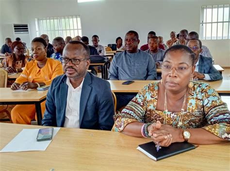 Adéquation Formation Professionnellemonde Du Travail Les Curricula
