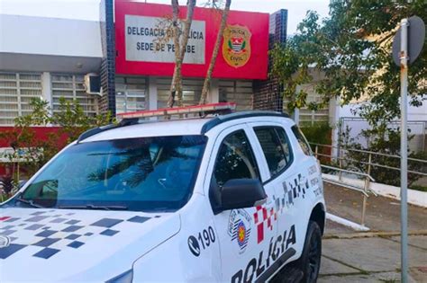 Homem tenta furtar veículo e é preso após ser imobilizado por populares