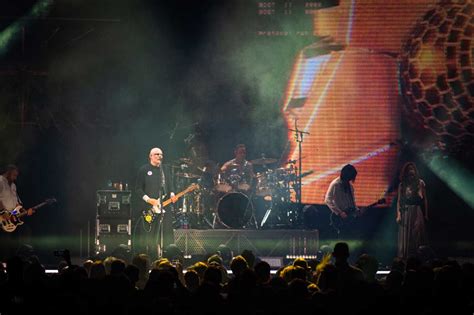 Smashing Pumpkins Toronto Experiences The Revolution And Evolution Of