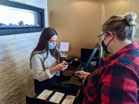 Les Dates Importantes Liées Au Passeport Vaccinal Du Québec à Travers