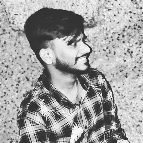 अंकित Iankitpanchal • Threads Say More