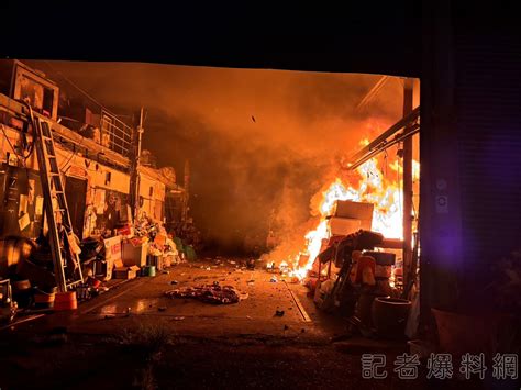 快訊／台南倉庫起火「橘紅火光」竄出 消防5分鐘內撲滅