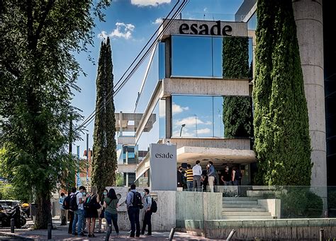 Бизнес школа Esade Business School в Барселоне Испания Espanglish