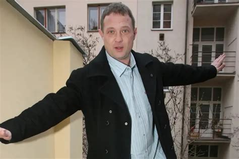 Létající Čestmír Se Změnil K Nepoznání K Filmu Se Lukáš Bech V