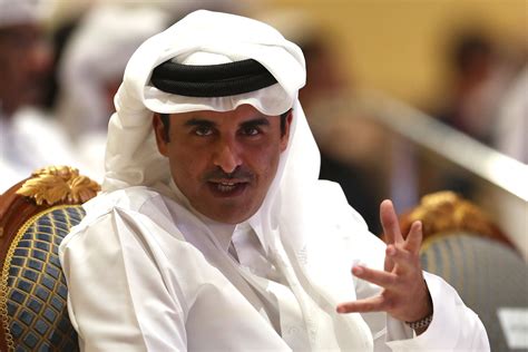 Tutto Sulla Famiglia Reale Del Qatar L Emiro Le Sue Tre Mogli E La