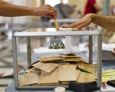 法國地方選舉第一輪投票 極右瑪琳勒龐及馬克龍政黨同告失利