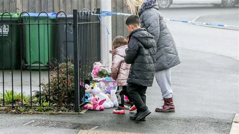 Rowley Regis Murder Girl 10 Found Dead As Woman Known To Victim