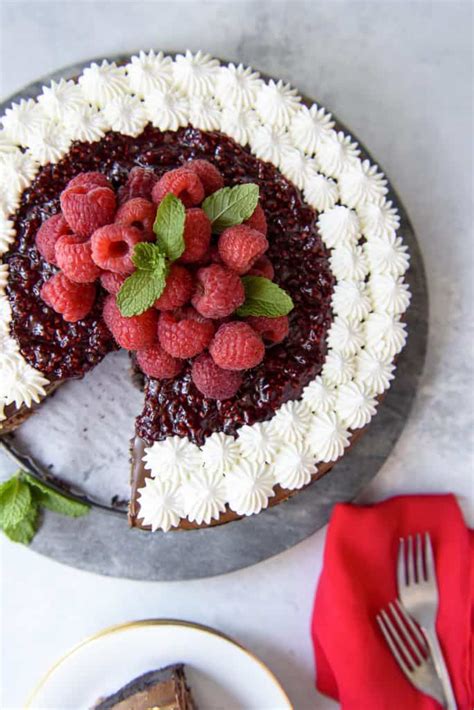 Chocolate Raspberry Cheesecake • The Crumby Kitchen
