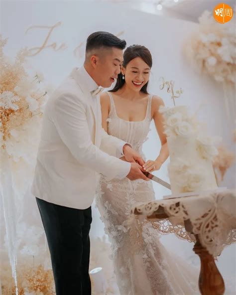 黃心穎結婚一周年放閃 重溫婚禮花絮感激老公支持 本地 明周娛樂
