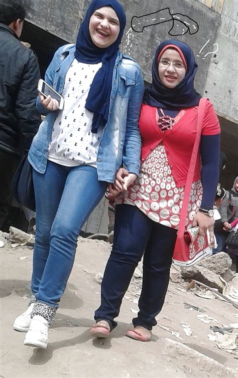 بنات محجبات بالبناطيل الجينز في الشارع 15صورة الفن والجمال
