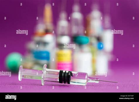 Hepatitis B Vaccine Hi Res Stock Photography And Images Alamy
