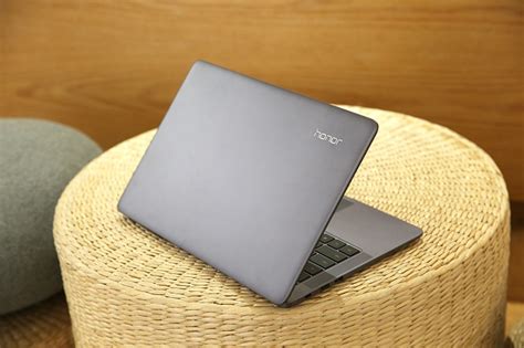 Huawei представила 14-дюймовый ноутбук Honor MagicBook