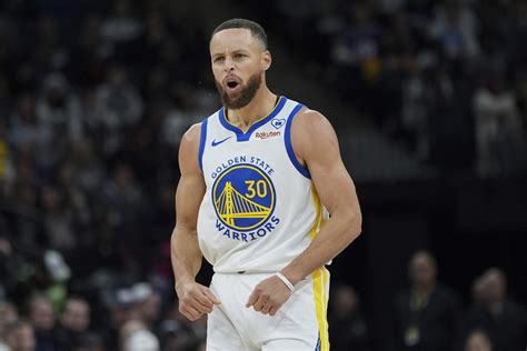 Nba Ang Mga Mandirigma Ay Dumulas Papalapit Sa Ibang Dulo Ng Standing
