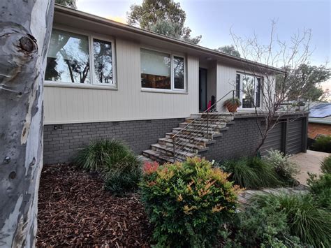 Axon Cladding Entrance Midcentury House Exterior Canberra Queanbeyan By User Houzz IE