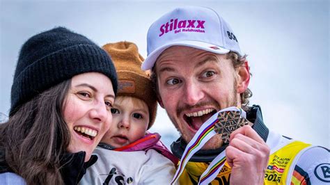 Kleine Tochter Von Deutschem Ski Star Straßer Verwechselt Papa Mit