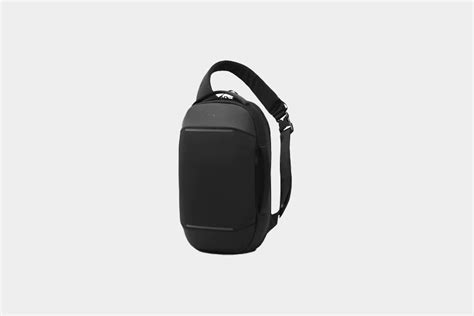 Tomtoc Urban Sling Bag Review Pack Hacker