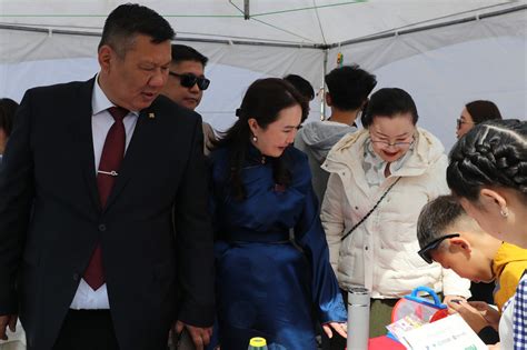 Сэлэнгэ 💞💞💞 Олон улсын Хүүхдийн эрхийг хамгаалах өдөр буюу Хүүхдийн баярын арга хэмжээ өргөн