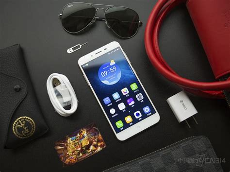 千元內同樣可以有精品！360手機vizza圖賞 每日頭條