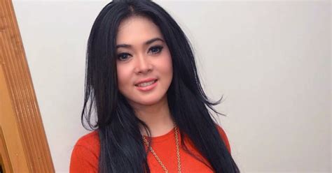 Biodata Asli Fauzana Penyanyi Minang Viral Youtube Vrogue Co