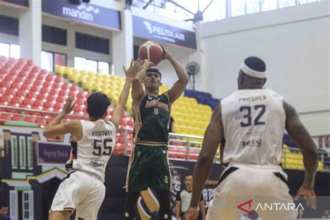 IBL 2024 Dewa United Menang Atas Bima Perkasa 86 39 ANTARA News