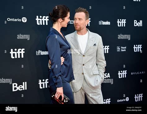 Ewan Mcgregor Right And Wife Mary Elizabeth Winstead Attend The