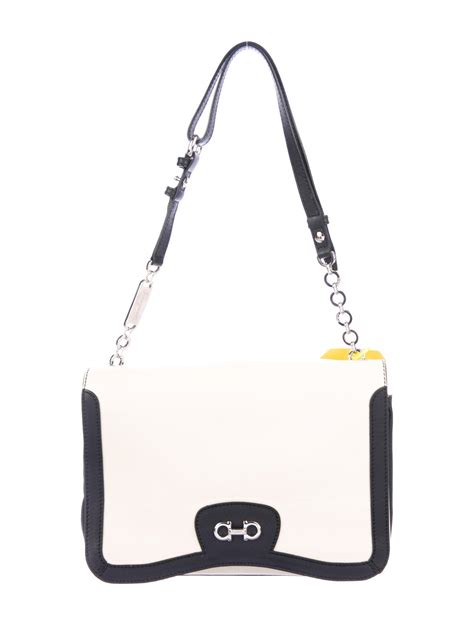 Salvatore Ferragamo Gancini Shoulder Bag In Grey Leather — Ufo No More