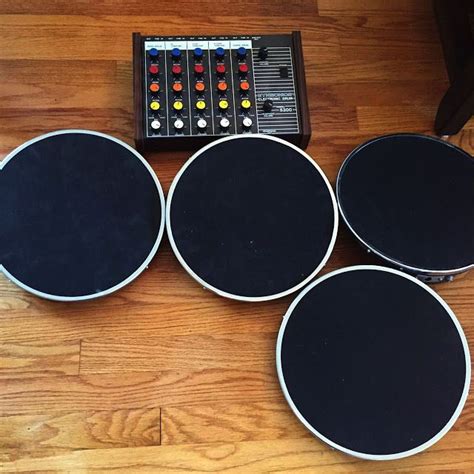 Vintage Synsonics Model 5300 Electronic Drum Machine W Original Pads Drum Machine