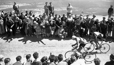 Tour De France 1952 Létape Du Puy De Dôme Face à Fausto Coppi
