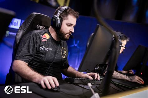 FURIA perde mais uma vez da Metizport e está eliminada da
