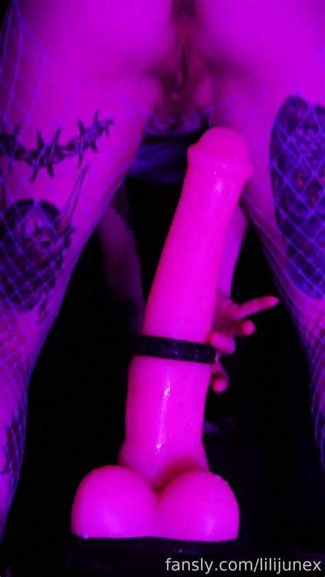 Big Fat Toys Fuck Eporner