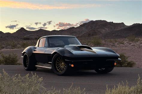 Chevy Corvette C2 Big Block Build Is A Black And Gold Beauty