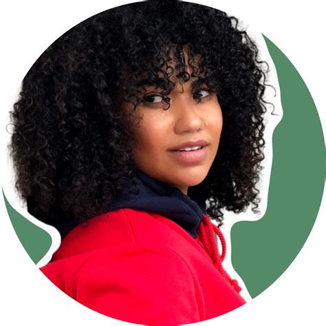 Nandy Del Castillo Artbridge Connects The Public To The Arts