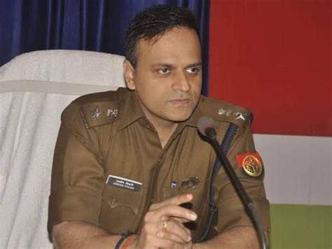Action Taken Against Cyber Thugs In Firozabad फिरोजाबाद में साइबर