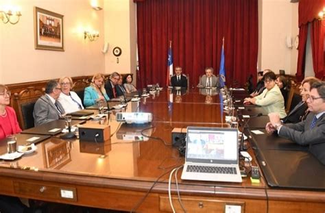 Entretelones De La Reunión Del Nuevo Ministro De Justicia Luis Cordero