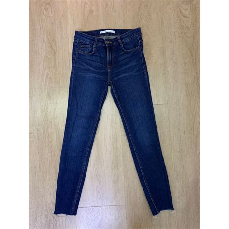 P Ploy ร้านค้าออนไลน์ Shopee Thailand