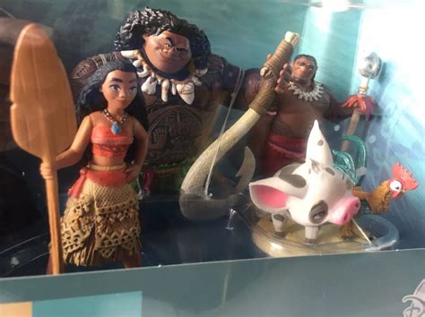 Mavin Disney Store Figure Playset Moana Figurine 6 Piece Play Set