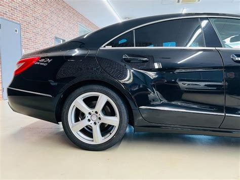 Mercedes Benz Cls Class Cls350 Blue Efficiency 2011 Black 90000