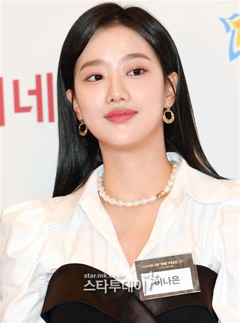 에이프릴 이나은 왕따학폭 의혹에 ‘모범택시 하차 Mk이슈 스타투데이