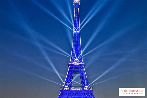 La Tour Eiffel Fête Ses 130 Ans Avec Son Spectacle Son Et Lumière