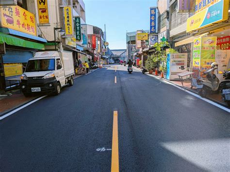 旗山老街路面翻新 歡迎遊客春節連假「蛇來趣陶」 民生電子報