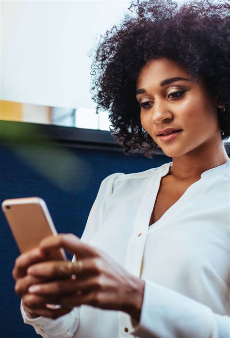 11 Behaviors Boomers See As Rude That Gen Z Thinks Are The Way Things Should Be Done Yourtango