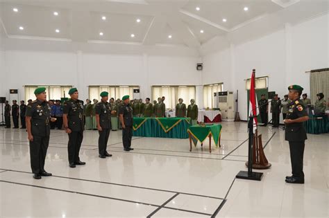 Danrem 084 BJ Memimpin Serah Terima Jabatan Dandim 0829 Bangkalan Dan